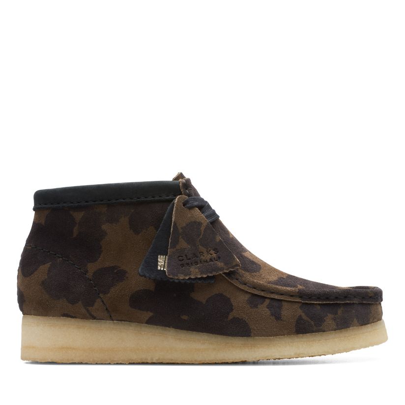 Clarks Boots Khaki