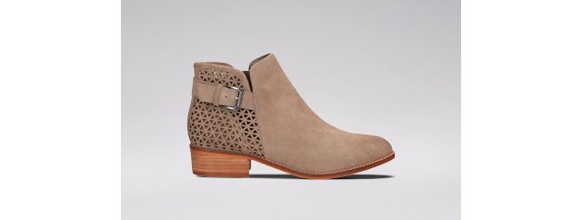 Clarks Outlet | Discount shoes